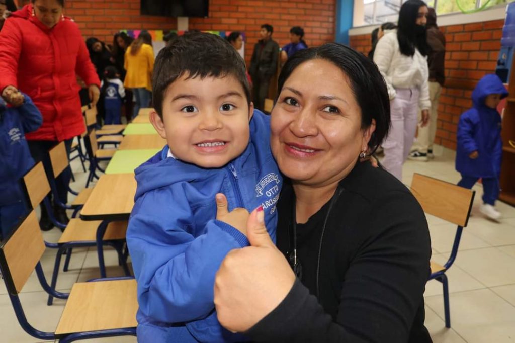 AROSEMENA - Unidad Educativa Otto Arosemena Gómez